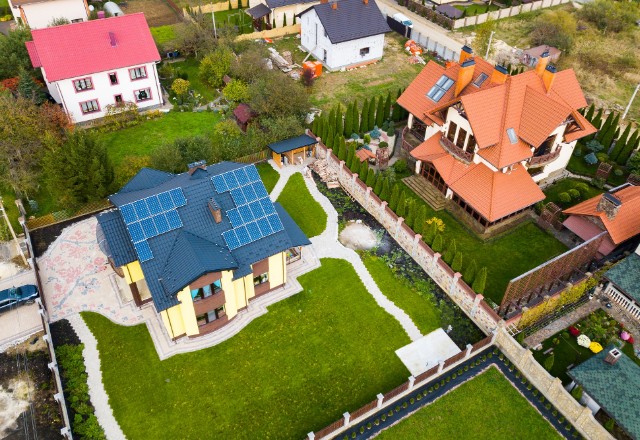Choosing a color for the metal roof panels