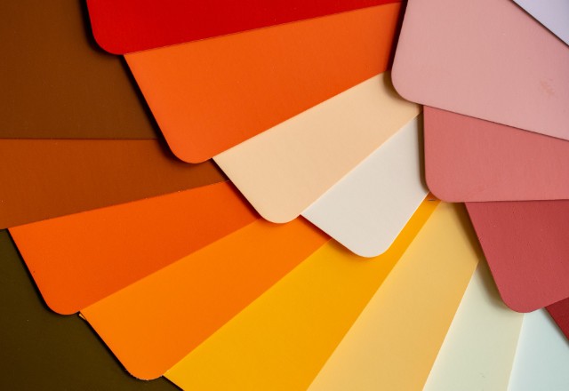 What Paint Goes with a Brown Roof? House Colors and Combinations ...